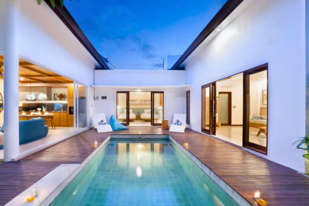 De'Boring 2 BR Private Pool Villa With Garden View NE62, Canggu ...
