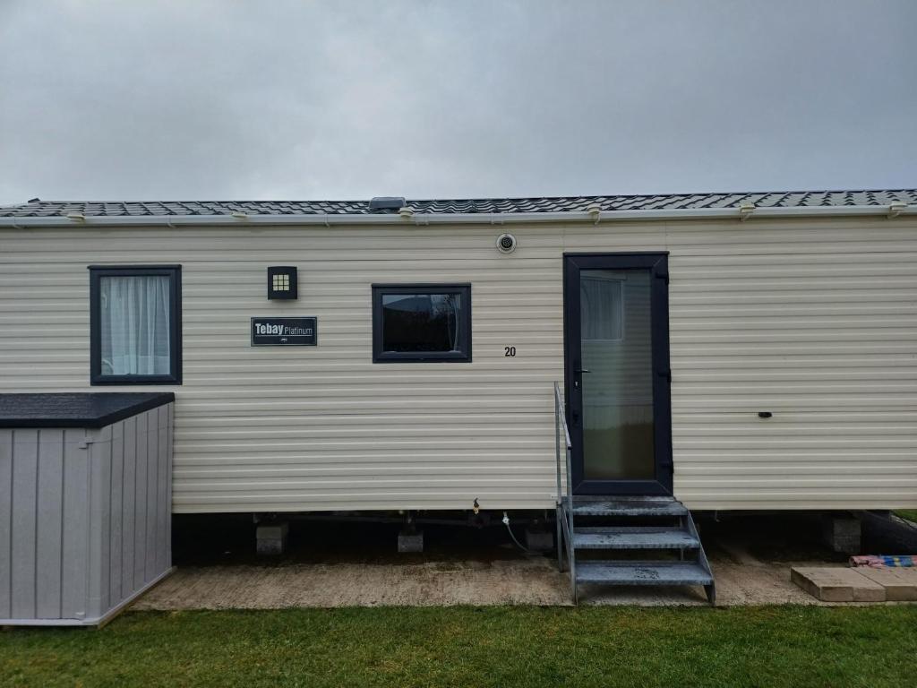 20, Trelaske (updated prices 2025)