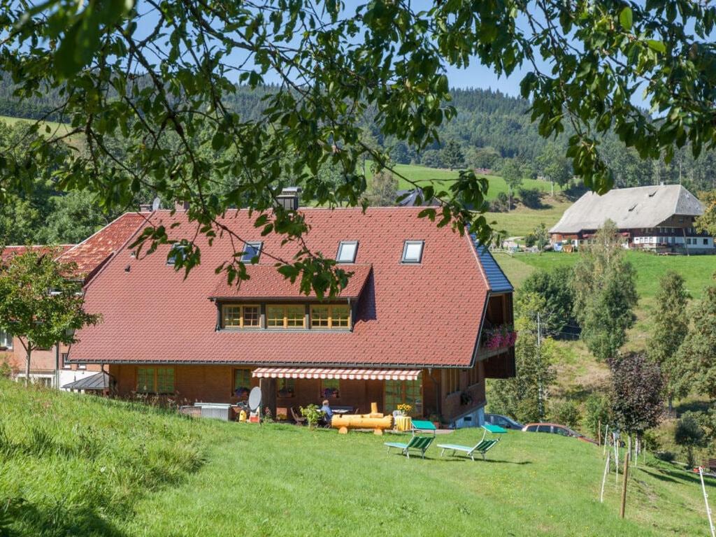 Holiday apartment Tannenblick, Hinterzarten (updated prices 2025)