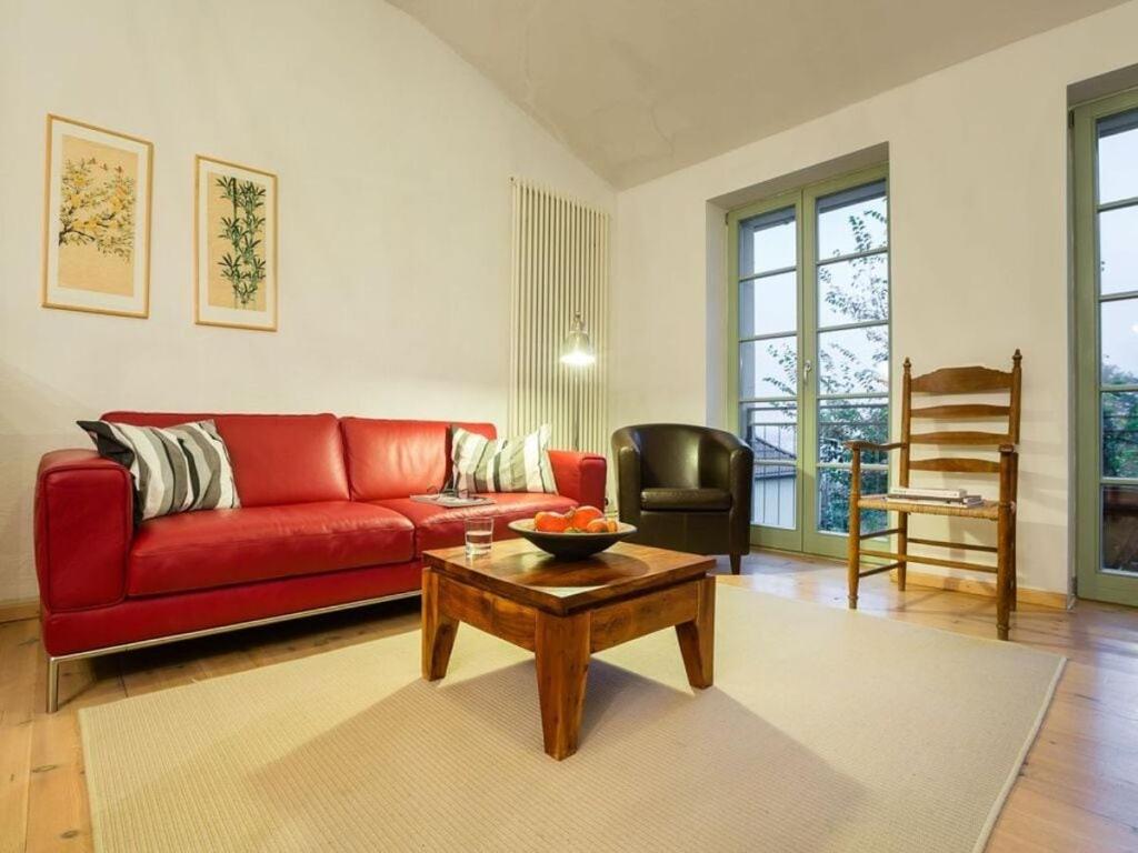 Holiday apartment on the upper floor, Gallin (updated prices 2024)