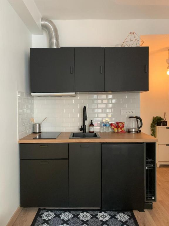 Nora Studio, Paris (updated prices 2025)