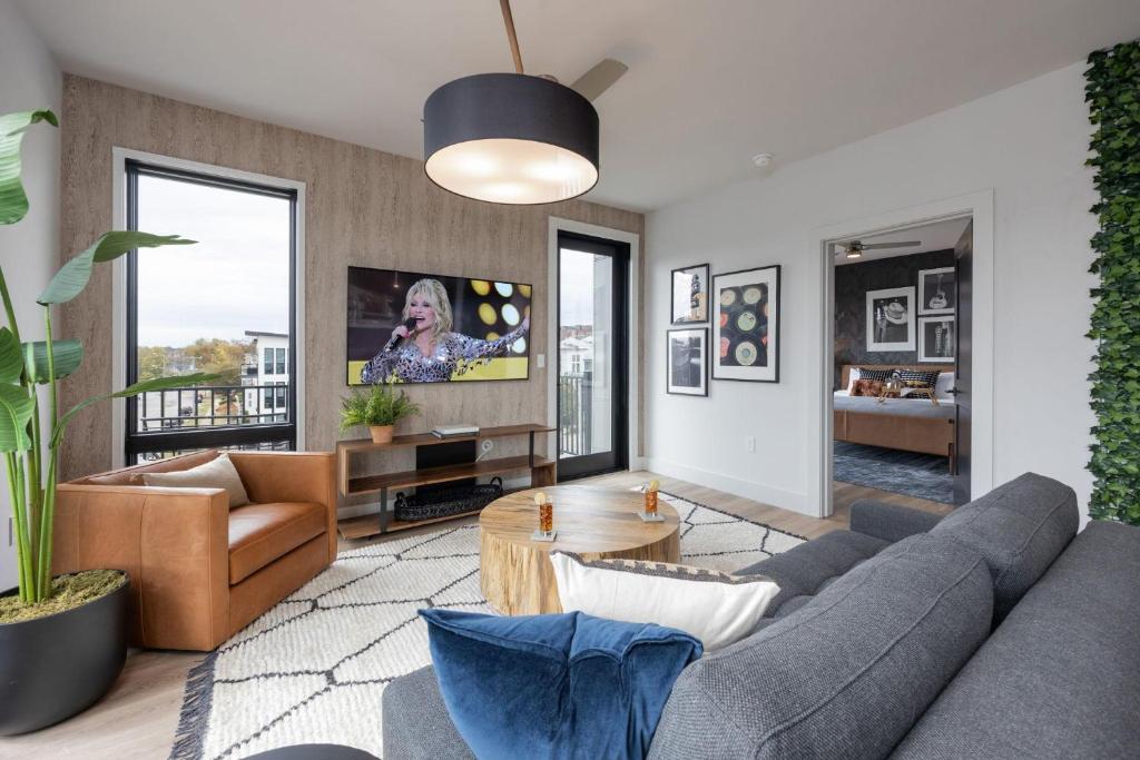 Harmony Hideout - Odyssey - Heart of Midtown, Nashville (updated prices 2025)