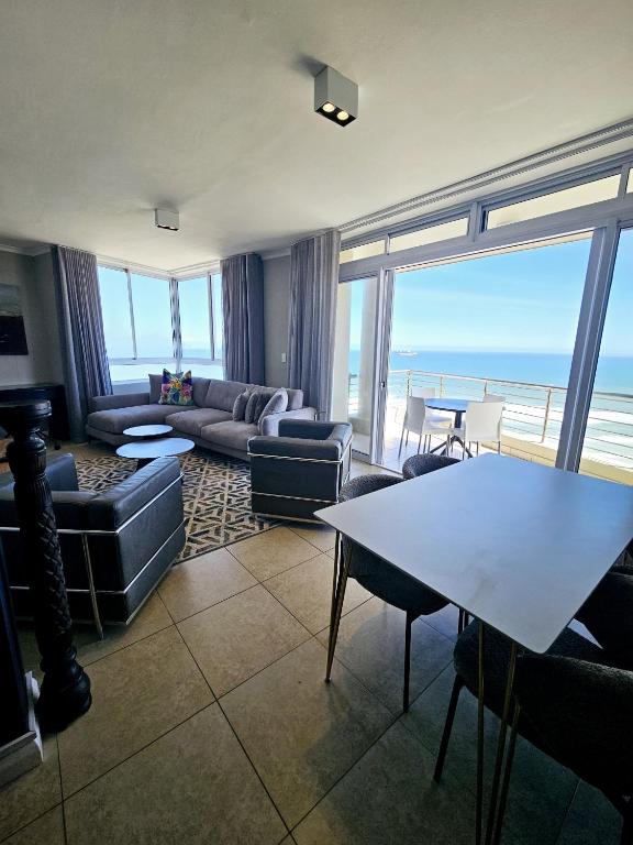 Portico 1103, Cape Town (updated prices 2025)