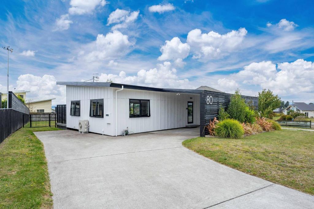 Marvel of Motuoapa, Turangi (updated prices 2026)