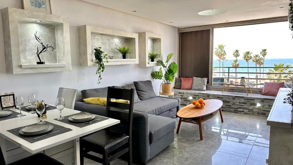 Diamond 2bed apartment with jacuzzi by the sea, Haifa (updated prices 2026)