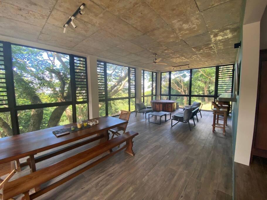 Superbe chalet 4 suites & Spa au centre de l'ile, Moka (updated prices ...