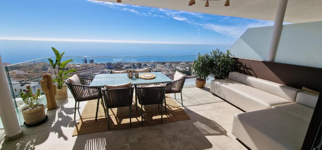 Beachfront Idilia Views, Rincón de la Victoria (updated prices 2025)