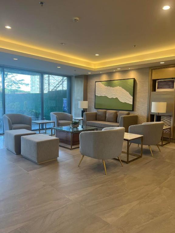 SMDC Green 2 Staycation, The Traditional & Modern Fusion Condo, Pasong ...