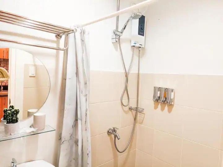 The Loop Studio at 5th floor Limketkai Mall infront Atrium Lucky 11 ...