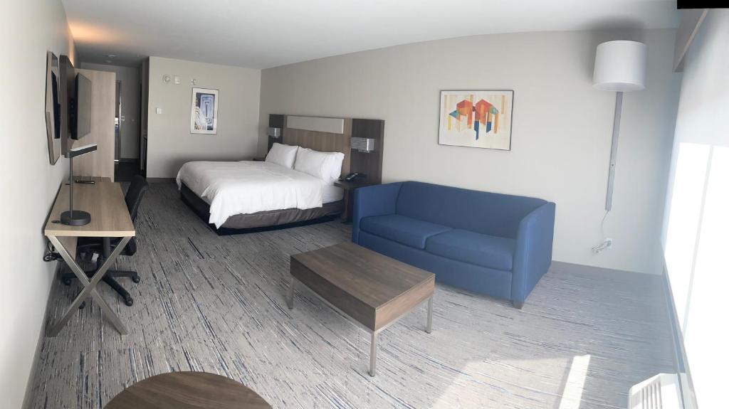 Holiday Inn Express & Suites Muskegon - Grand Haven by IHG, Muskegon ...