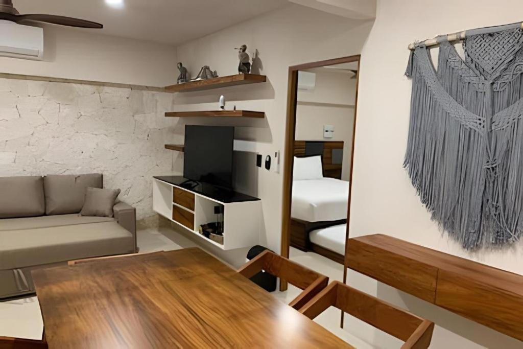 UP 6 PEOPLE PRIVATE JACUZZI, Tulum (updated prices 2025)