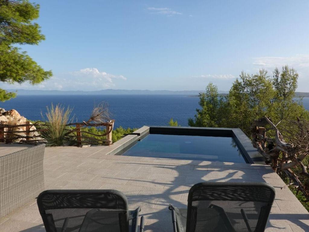 Falcon View Hvar, Zavala (updated prices 2025)
