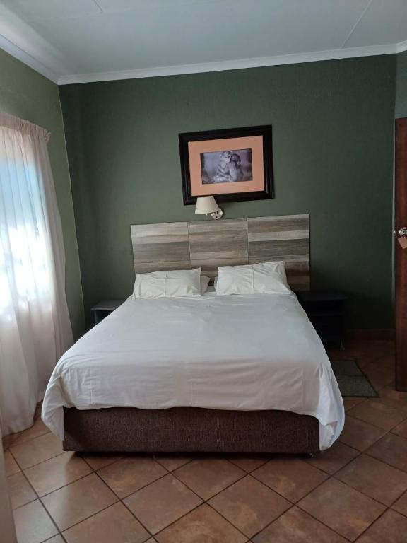 Rustenburg Palm Lodge, Rustenburg (updated prices 2025)