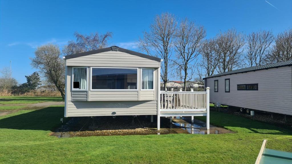8 Berth Luxury Caravan Butlins Holiday Village Skegness, Skegness ...