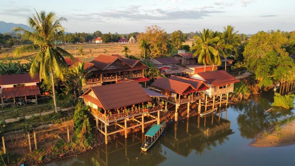 Crazy Gecko Dondet, Don Det (updated prices 2025)