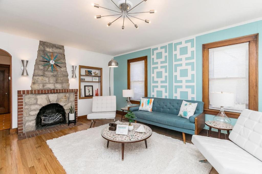 1960s Gem Close To Downtown And In A Quiet Area Cedar Rapids Updated Prices 2025