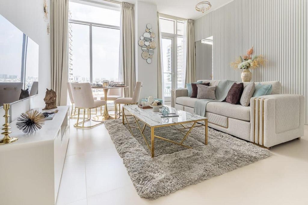 Frank Porter - PG Upperhouse, Dubai (updated prices 2025)