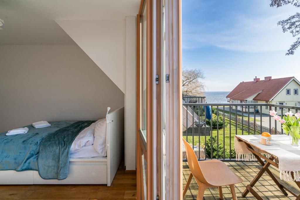 SOLEMAR romantic studio with lagoon View!, Pervalka – Updated 2024 Prices