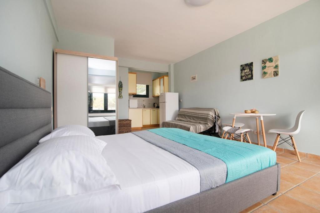 Emerald Studios Kriopigi II, Kriopigi (updated prices 2025)