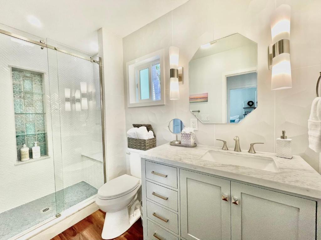 Ferienhaus Ocean Beach 2 Bedroom 2 Bath with Parking and BBQ (USA San ...