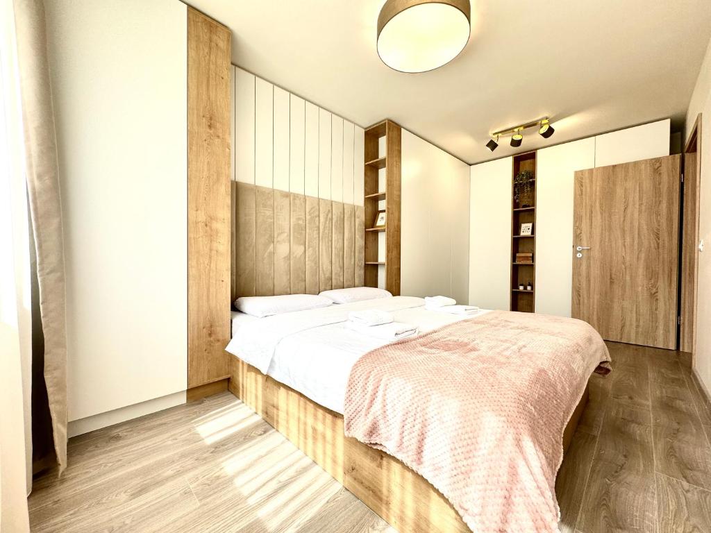 Two Chic, Timişoara (updated prices 2025)