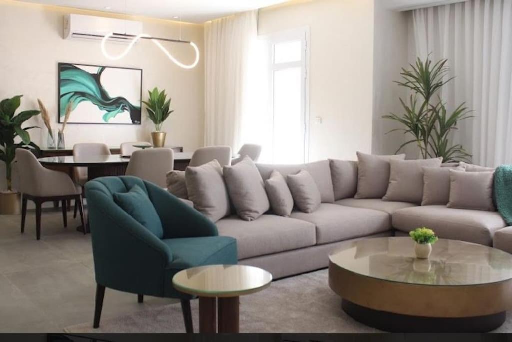 Eden Stays Spacious beautifully designed 4BR apt, New cairo ...