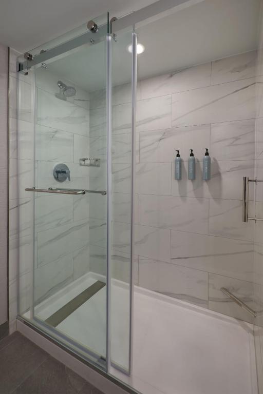 Courtyard by Marriott Kitchener, Kitchener (updated prices 2025)