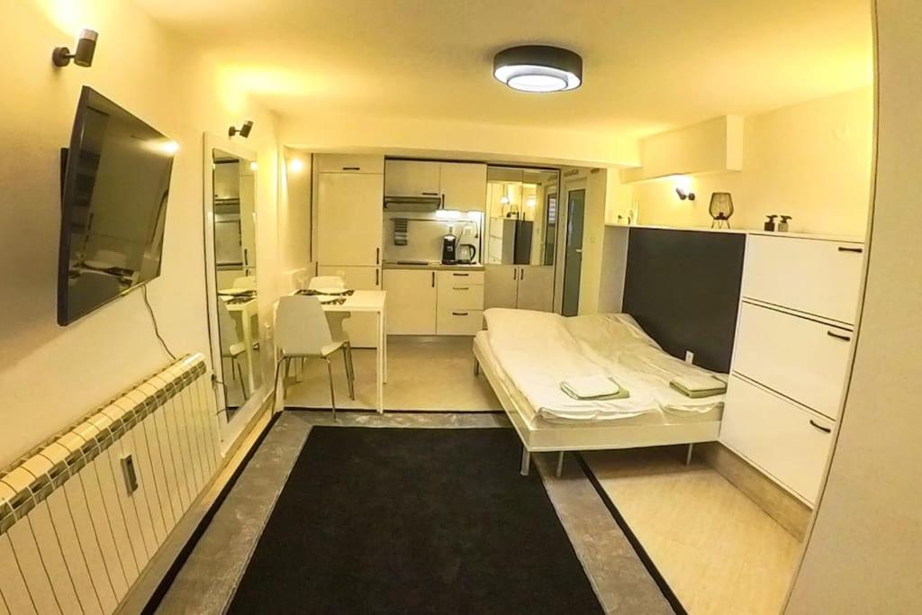 Studio with Courtyard Just Steps Away Vitosha Str, Sofia (updated prices 2025)