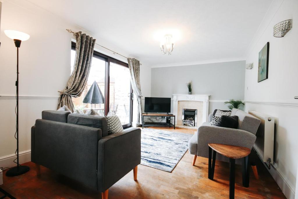 Willowdene Wonder - Corporates & Contractors, Cheshunt (updated prices ...