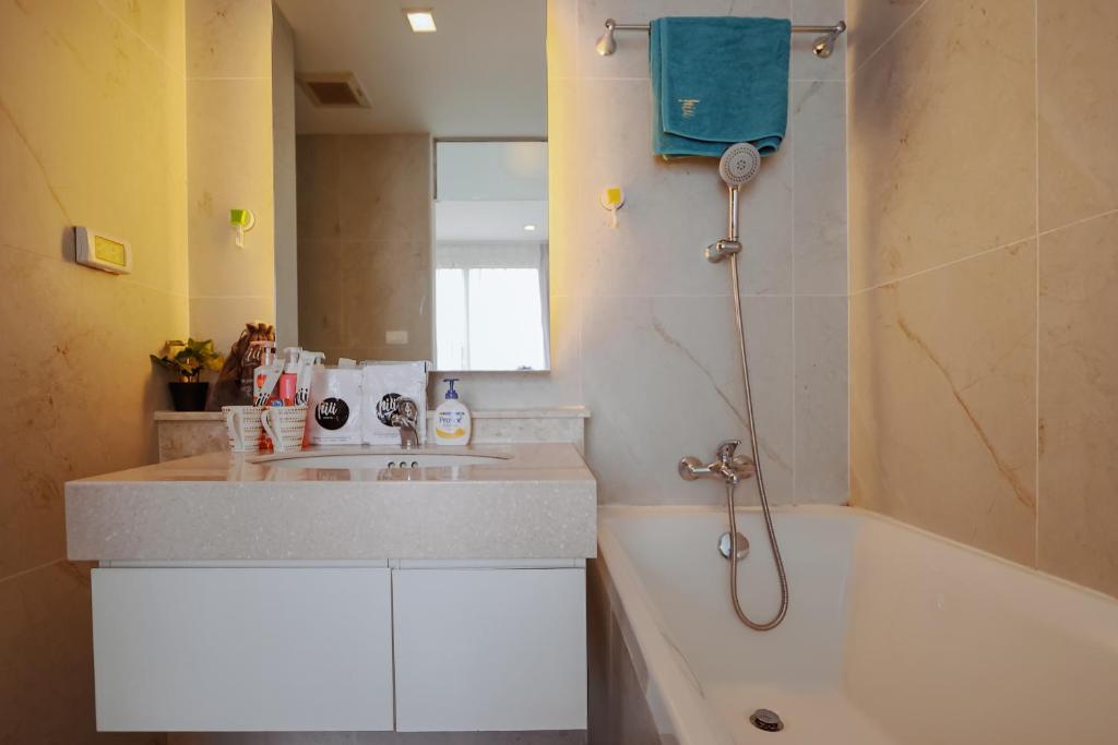 The Astra Condo Changkhlan in Chiang Mai, Chiang Mai (updated prices 2025)