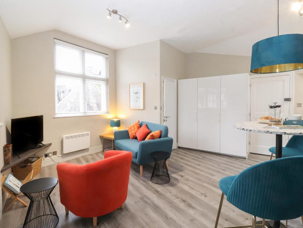 Windermere Central, Windermere (updated prices 2026)