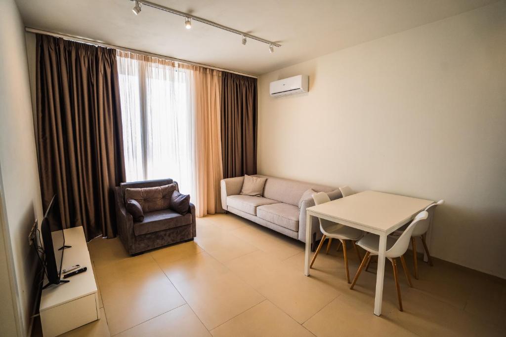 Vila 196, Llogara (updated prices 2024)