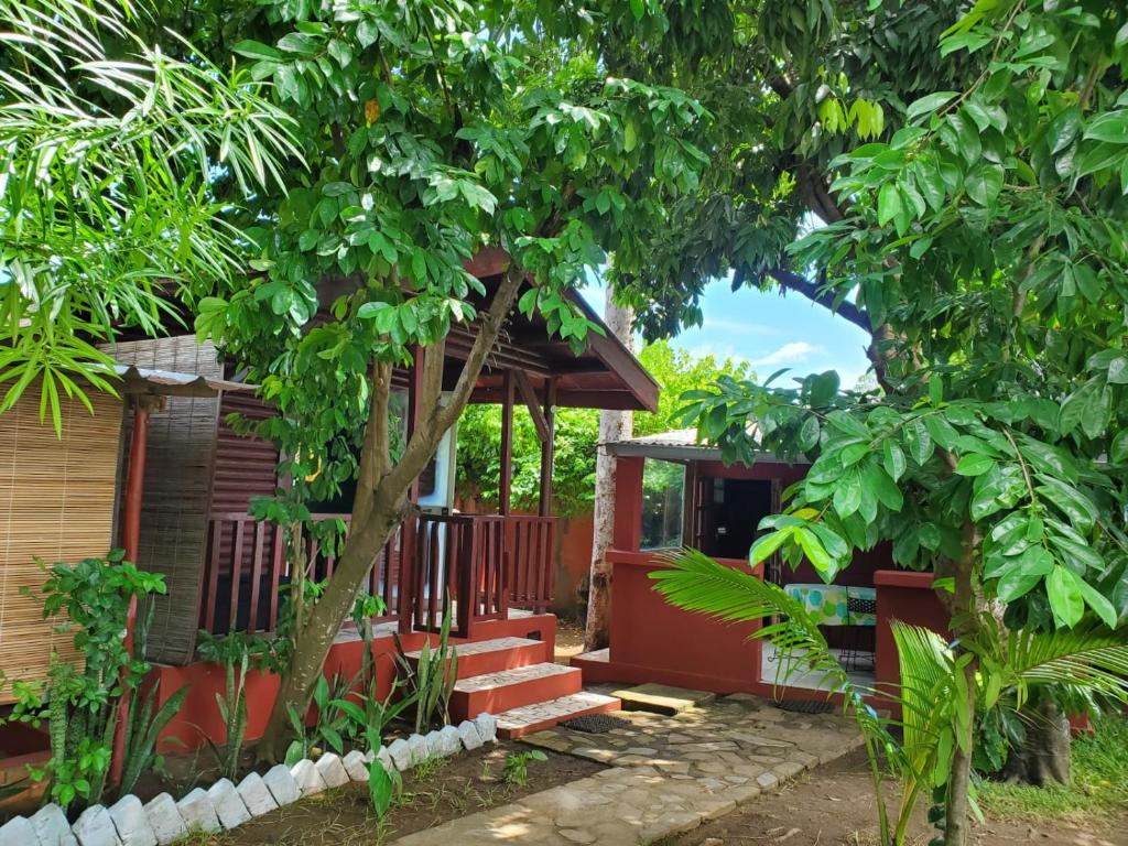 Bungalow Chez Mouch Nosy Be 6, Nosy Be (updated prices 2026)