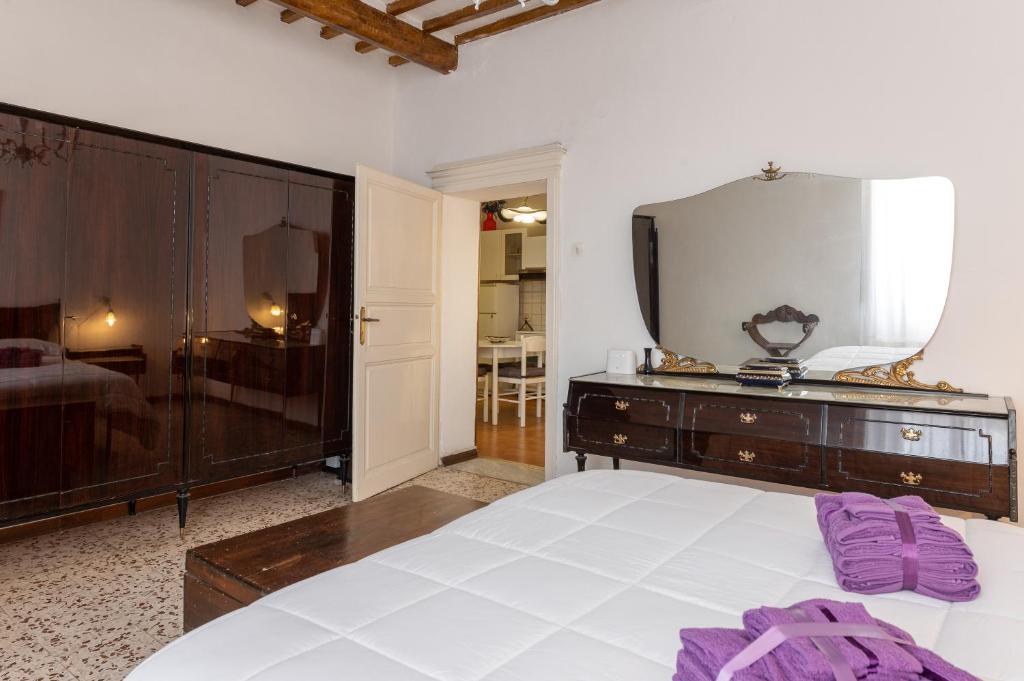 [duomo-centro storico] casa tipica centro storico, Massa Marittima ...