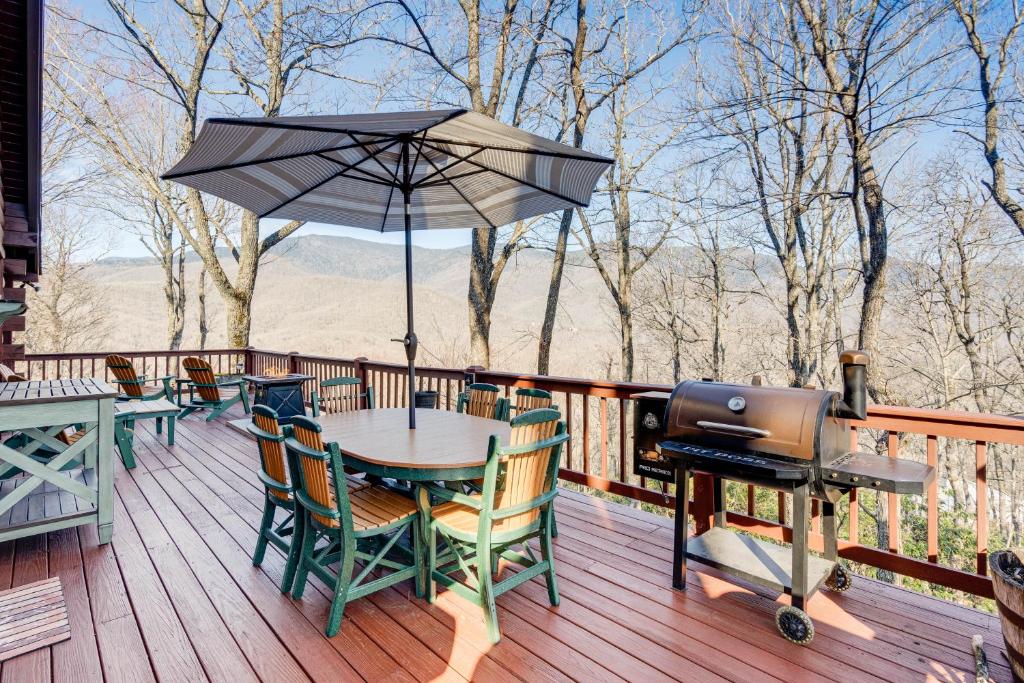 Vacation Home Burnsville Cabin - Deck, Fire Pit and Mountain Views ...