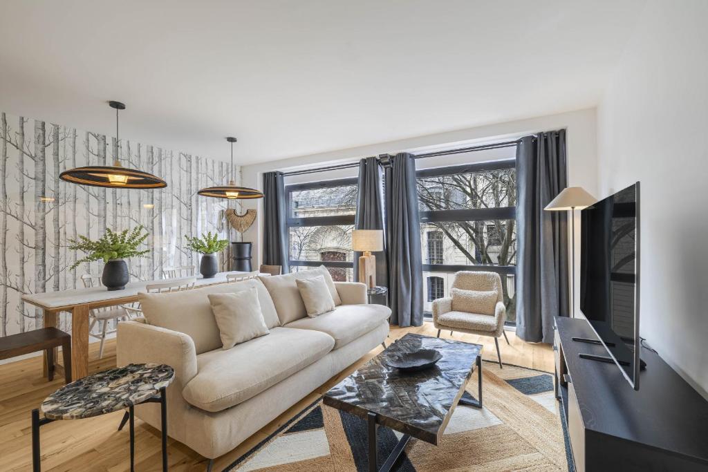 Signature, Paris (updated prices 2025)