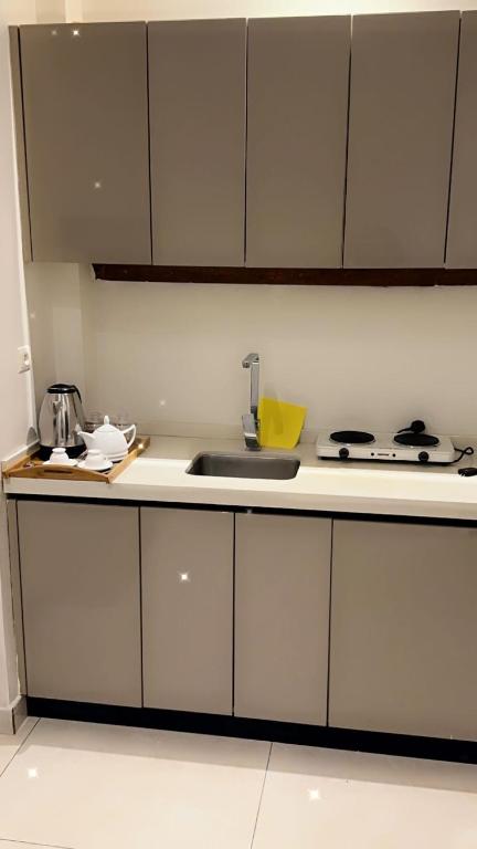 Amina's home, Dakar (aktualne ceny na rok 2024)