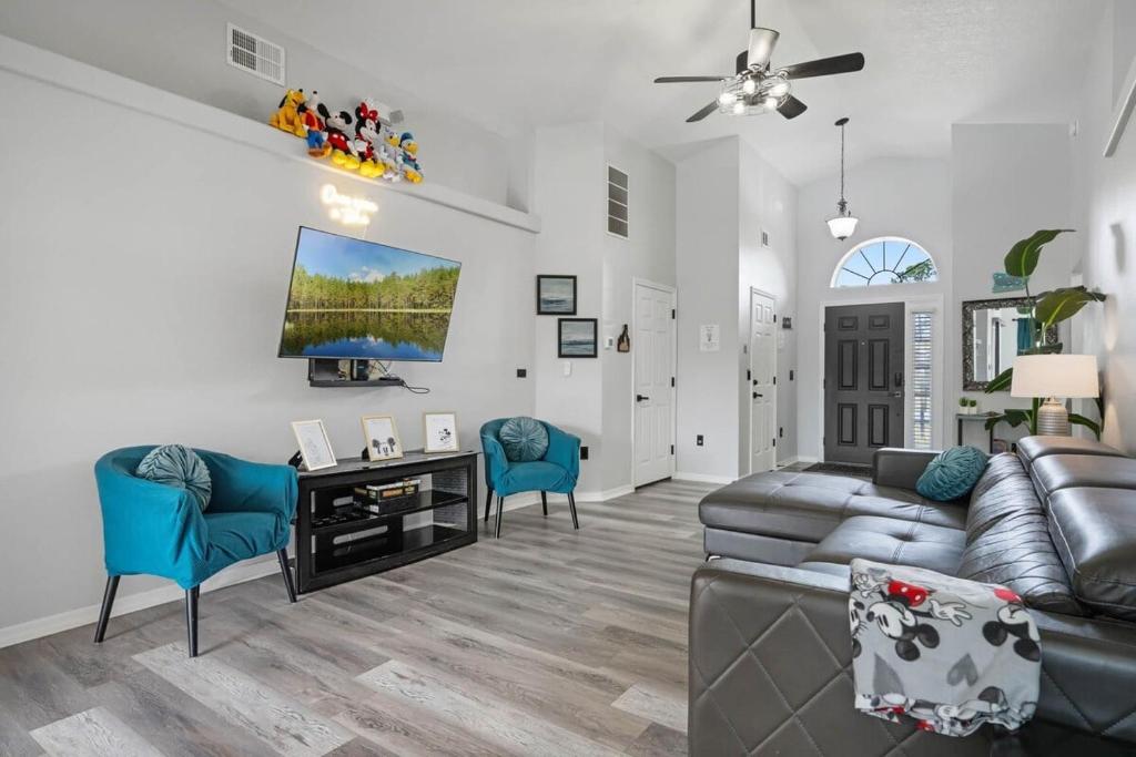 Renovated Themed Home SW Pool near Disney, Davenport (updated prices 2025)