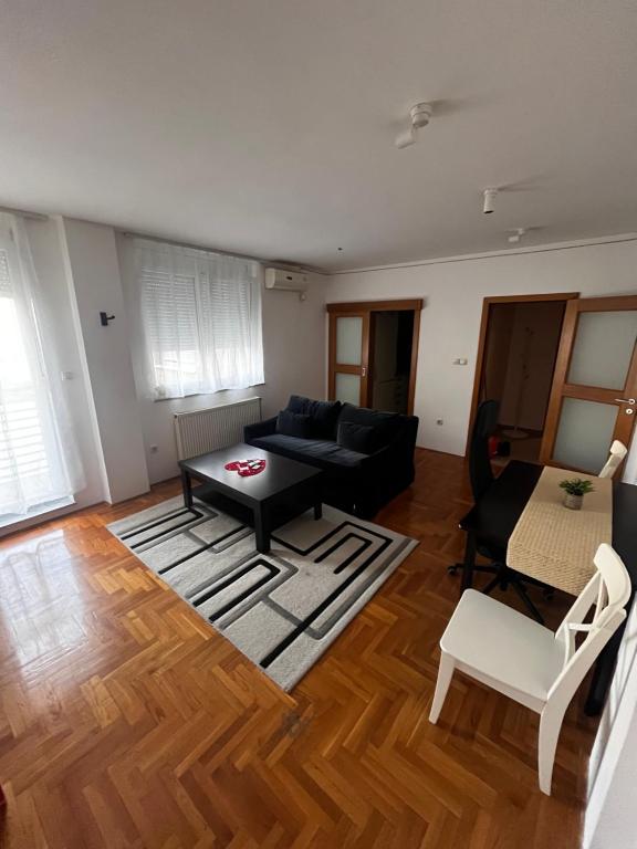 Stan na dan Nora, Novi Sad (precios actualizados 2025)