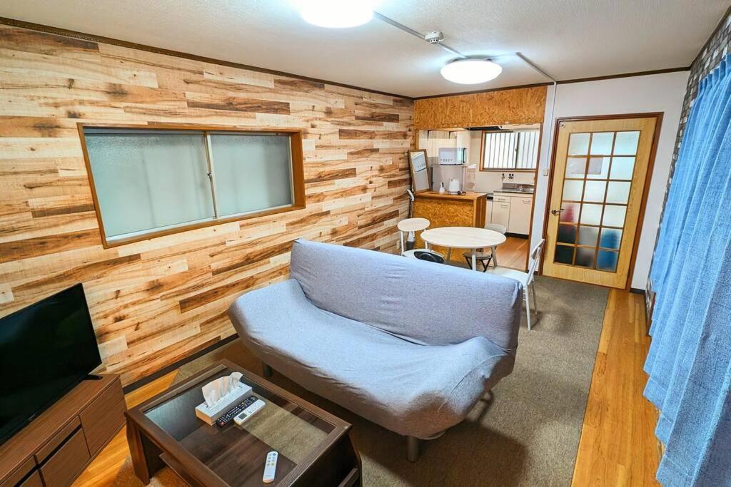 【梅田・新大阪・USJ近く】最寄駅JR西九条徒歩4分300m！無料WI‐FI！2DK一軒家貸切！N（大阪市）：（最新料金：2025年）