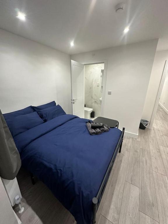 London Bridge - Waterloo close by, London (updated prices 2026)
