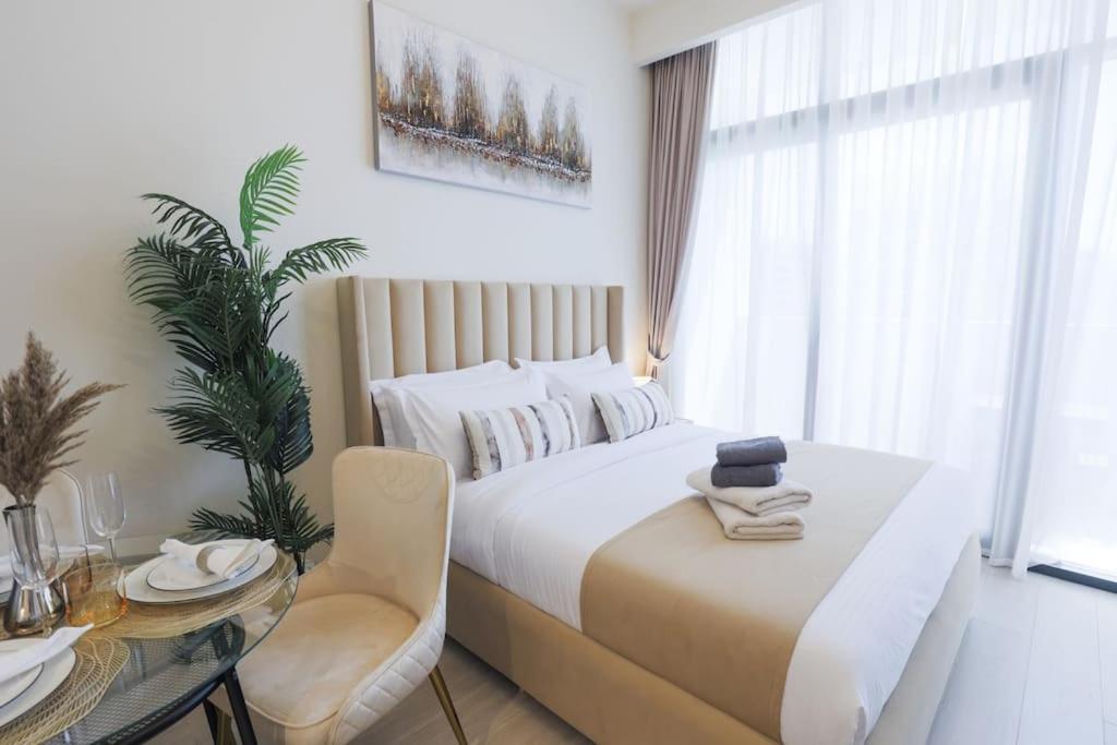 Incredible studio in Azizi Riviera, Dubai (updated prices 2024)