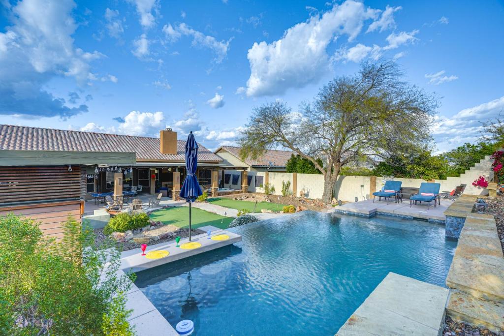 Phoenix Home with Private Oasis Walk to Lookout Mtn, Phoenix (updated ...
