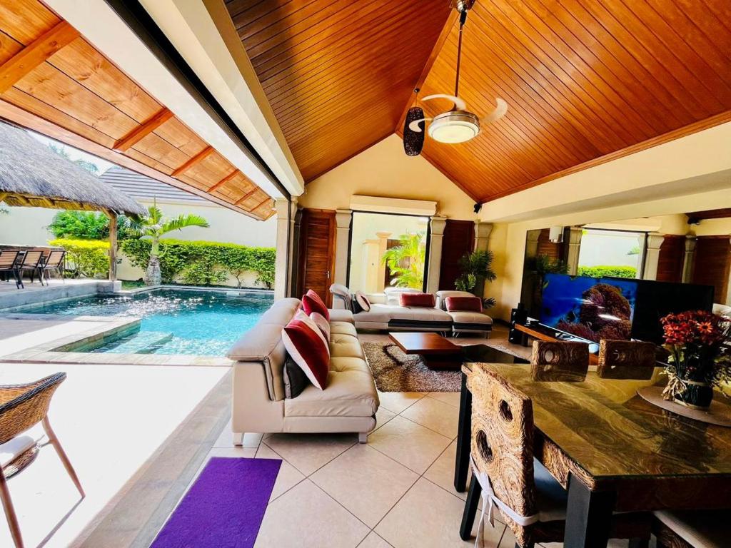 Oasis Villas II, Grand-Baie (updated prices 2026)