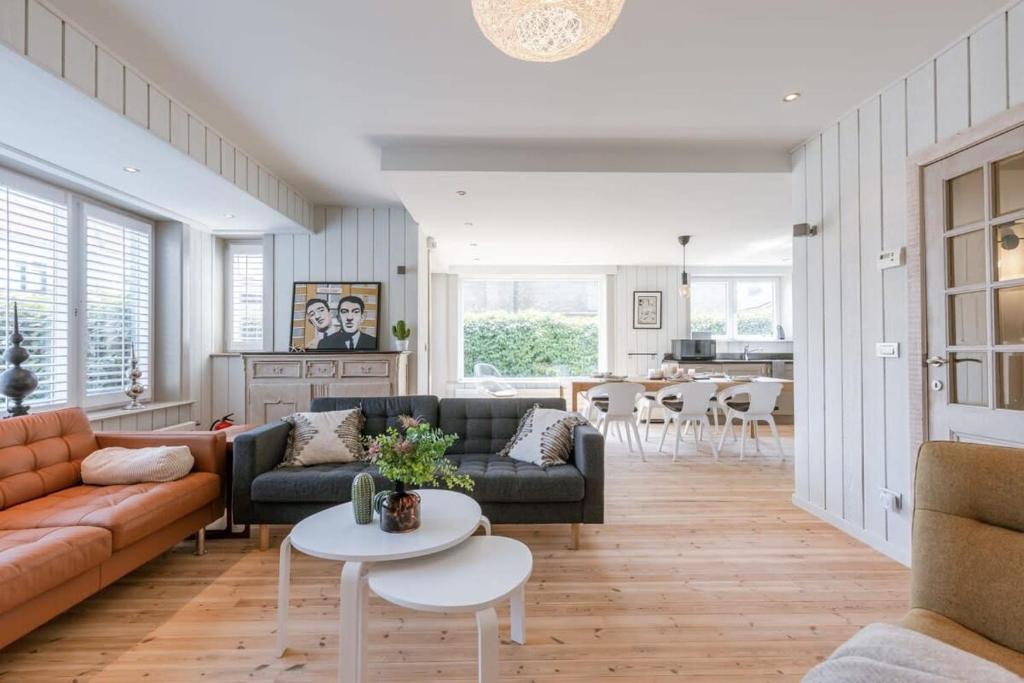 Huswell - Spacious vacation home with relaxation area, Middelkerke ...