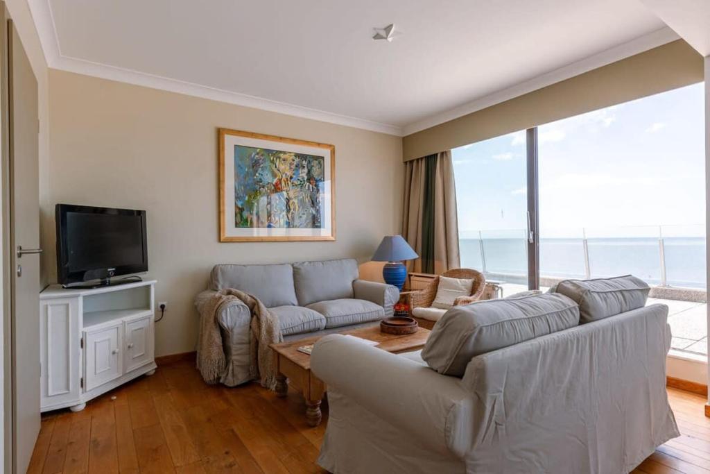 Huswell - Magnificent penthouse with incredible seaview, De Haan ...