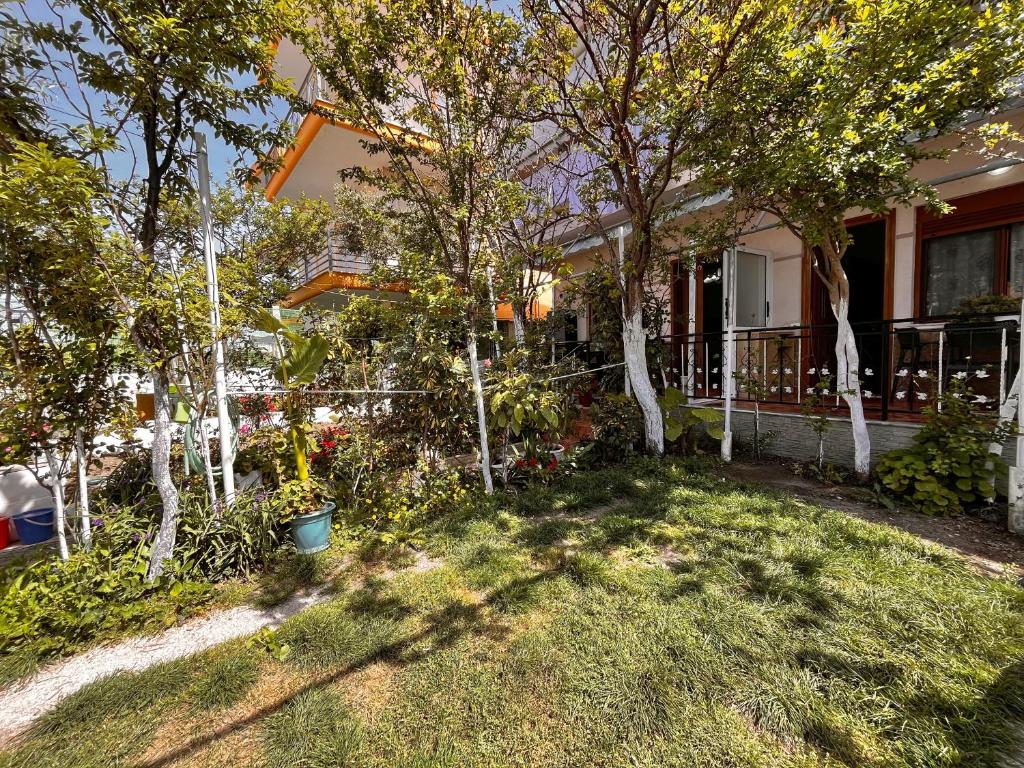 Next to Beach Apartments, Vlorë (updated prices 2024)