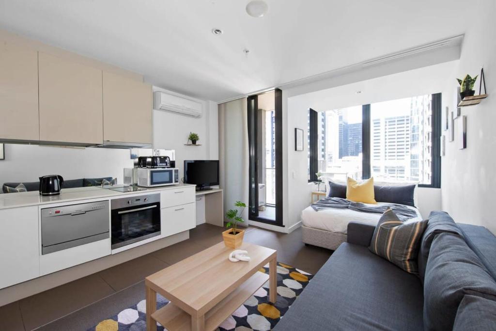 A Modern Studio Right Next to Southern Cross, Melbourne (updated prices ...