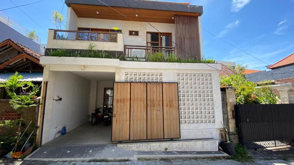 Mawaly Nine Villa Canggu, Tumbak Bayuh (updated prices 2025)