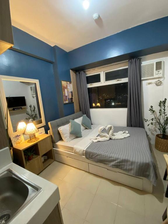 Buenbyahe Cozy Affordable Place at Urban Deca Tower along EDSA Shaw MRT walking distance in ...
